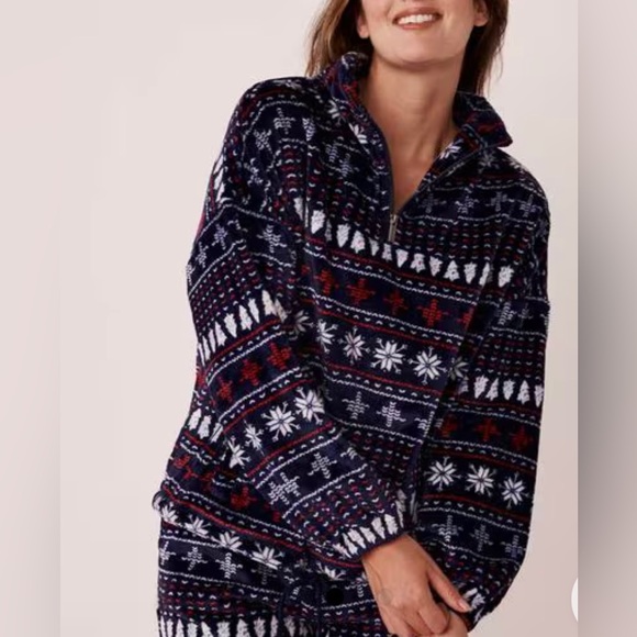 La Vie En Rose | Tops | La Vie En Rose Abstract Print Plush Sweatshirt ...